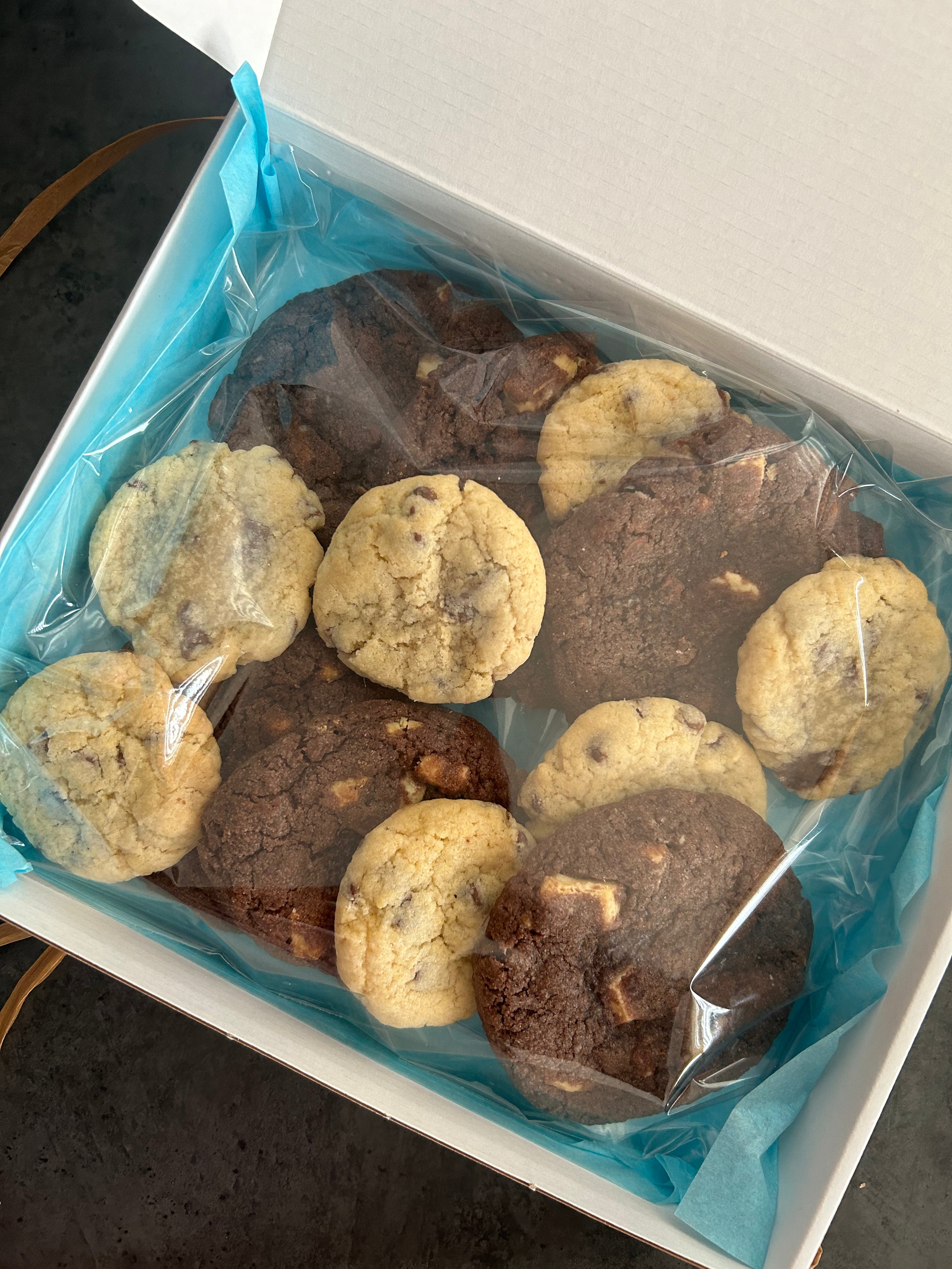 The Mixed Cookie Box – Becs Cake Creations