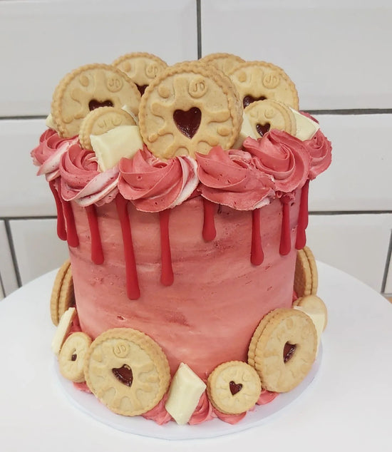 Drip Cakes – Becs Cake Creations